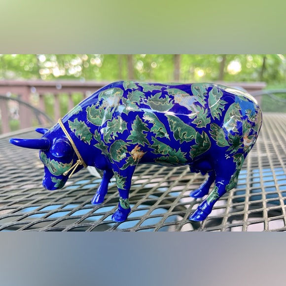 Art | Cows On Parade For Every New Year Ceramic Cow Figurine C 1999 ...